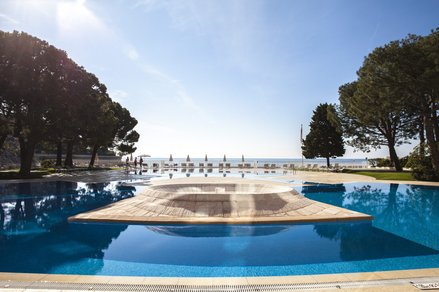 Custom Programs - Monaco Executive Education